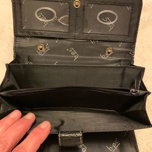 b.o.c. | Bags | Boc Wallet | Poshmark
